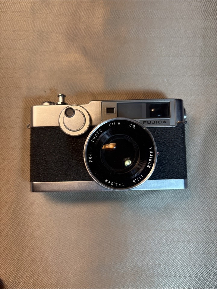 Fujica V2 Rangefinder 35mm Film Camera Fujinon Lens 1:1.8 f=4.5cm with ...