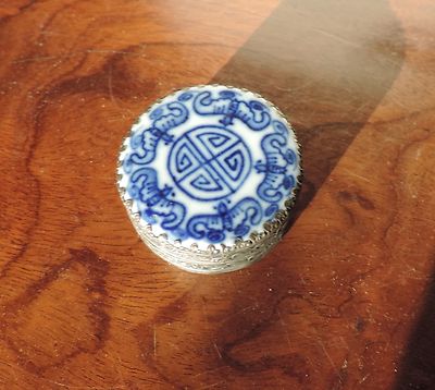 Vintage Chinese Blue & White Porcelain and Metal Round Pill Snuff Box ...