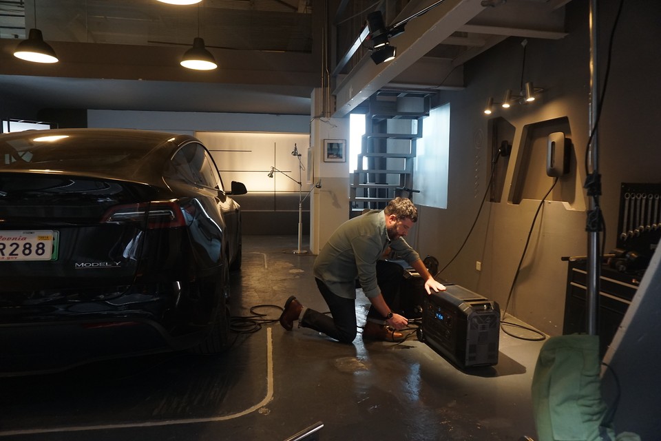 OUPES Mega 3 Portable Power Station Bundles 3600W 3072Wh Solar ...