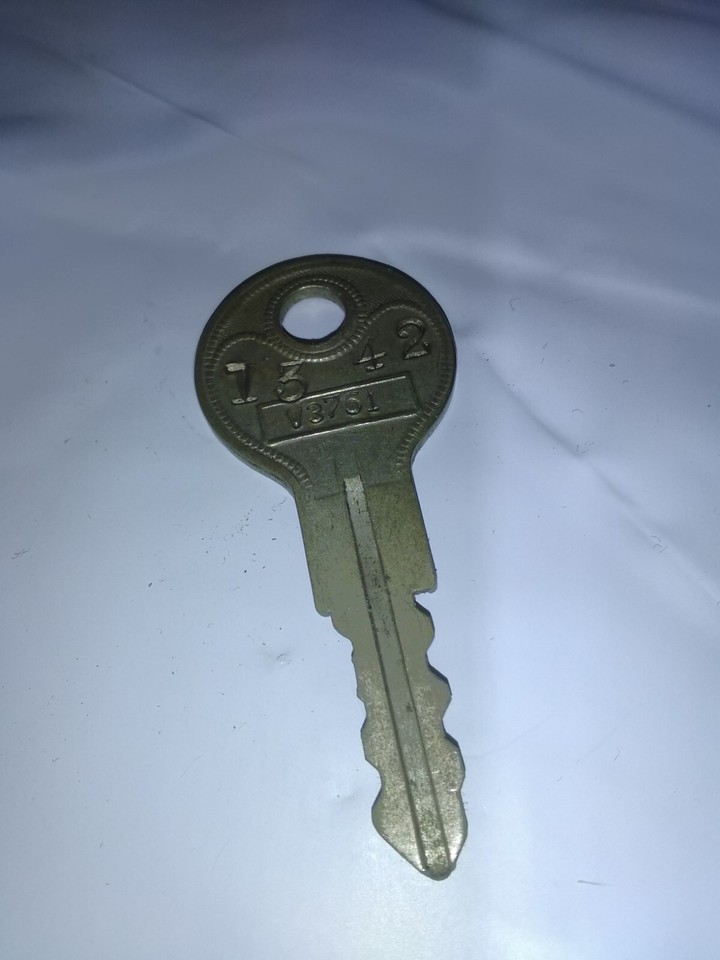 Bally Pinball Machine Original Lock & Key Arcade Trade Stimulator Super ...