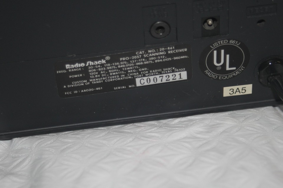RadioShack Pro - 2037 200 Channel Scanning Receiver - Tested And ...