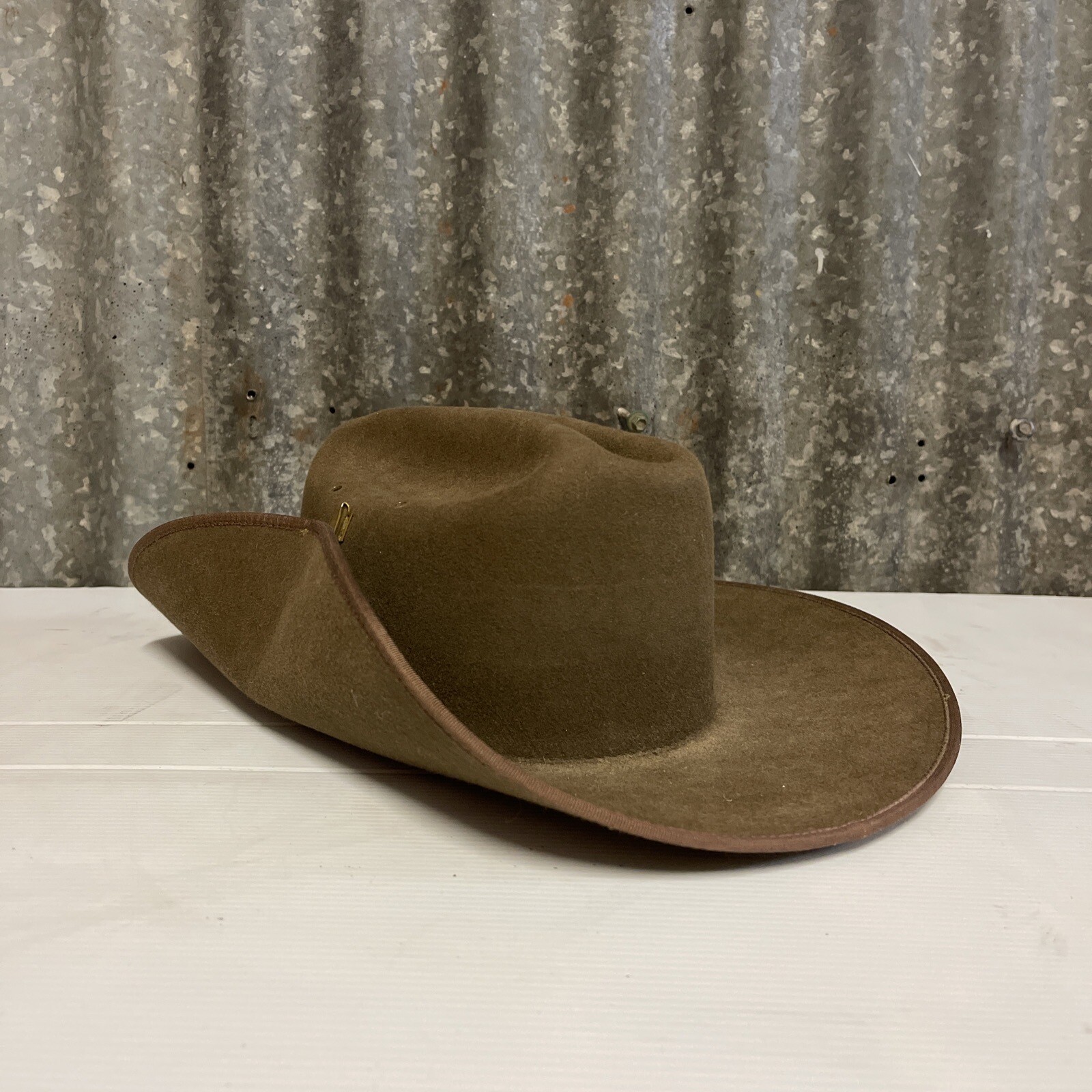 MENS GENUINE AKUBRA AUSTRALIAN SLOUCH HAT. FUR FELT H… - Gem