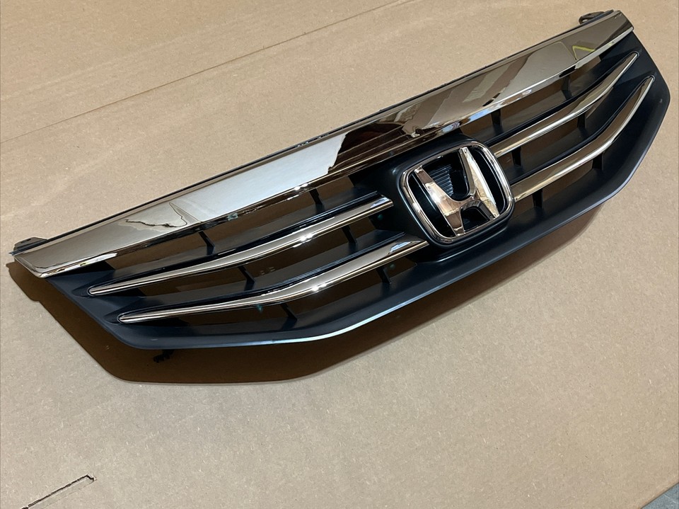 New 2011-2012 HONDA ACCORD SEDAN Front Bumper Upper Grille Assembly w ...