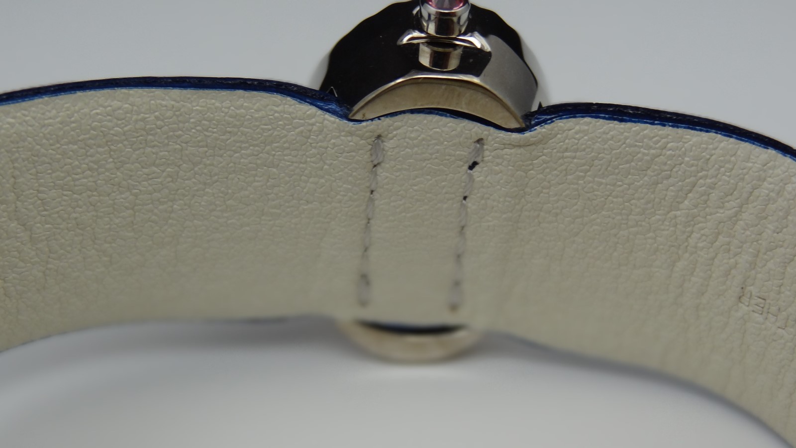 Jill Stuart SILDD003 Facet Oval Collection Crystal Leather Strap Women ...