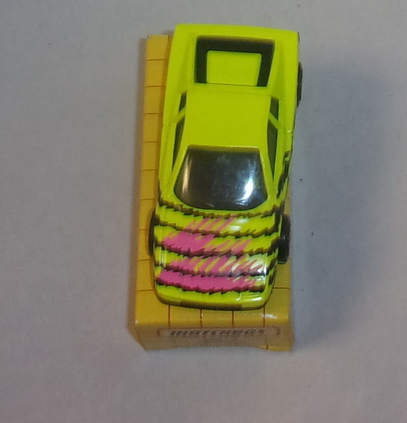MJ7 Matchbox - Yellow Box - MB75 Ferrari Testarossa - Yellow | eBay