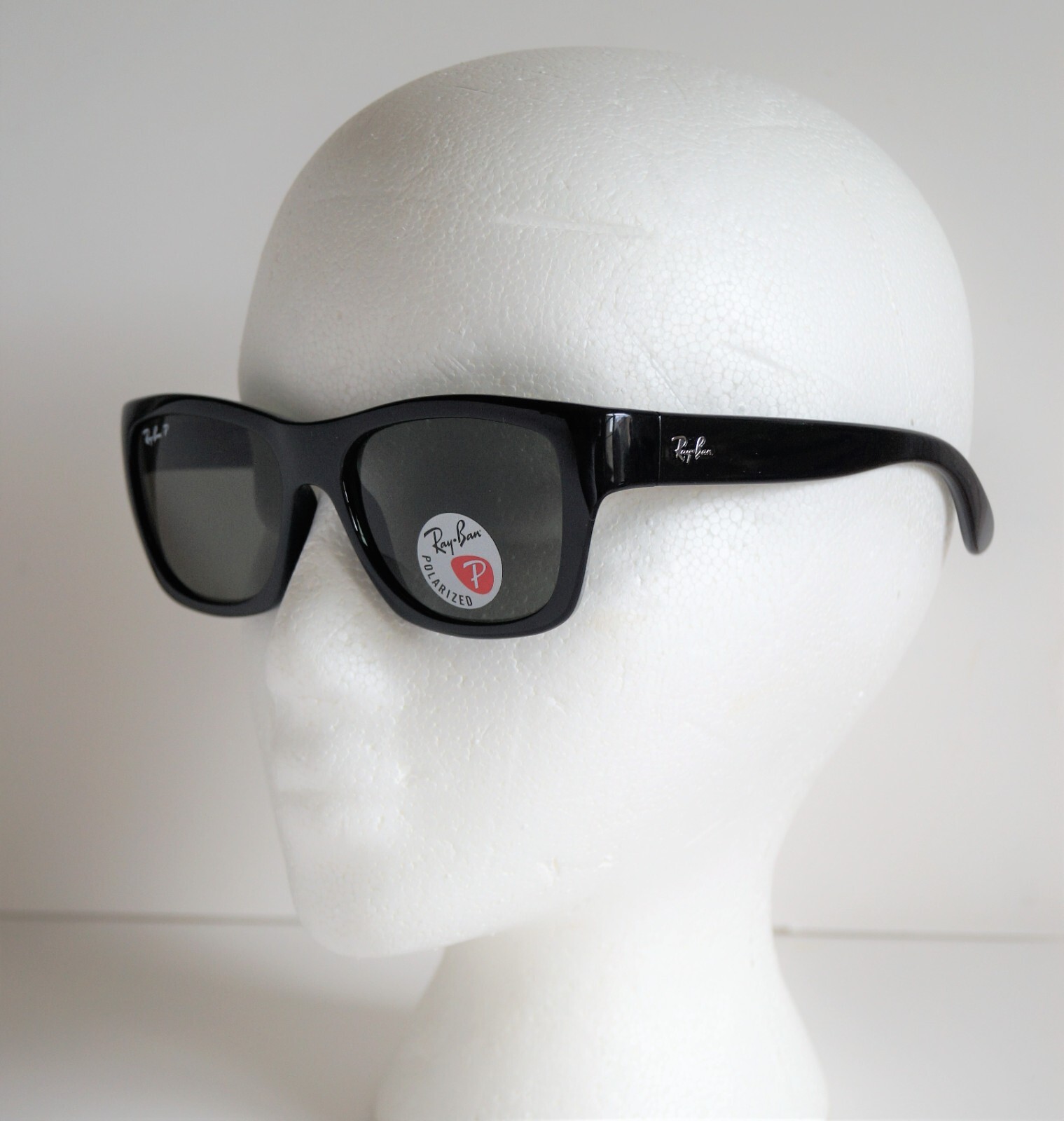 New Ray-Ban RB4194 601/9A Black Frame Green Polarized Lens Unisex ...