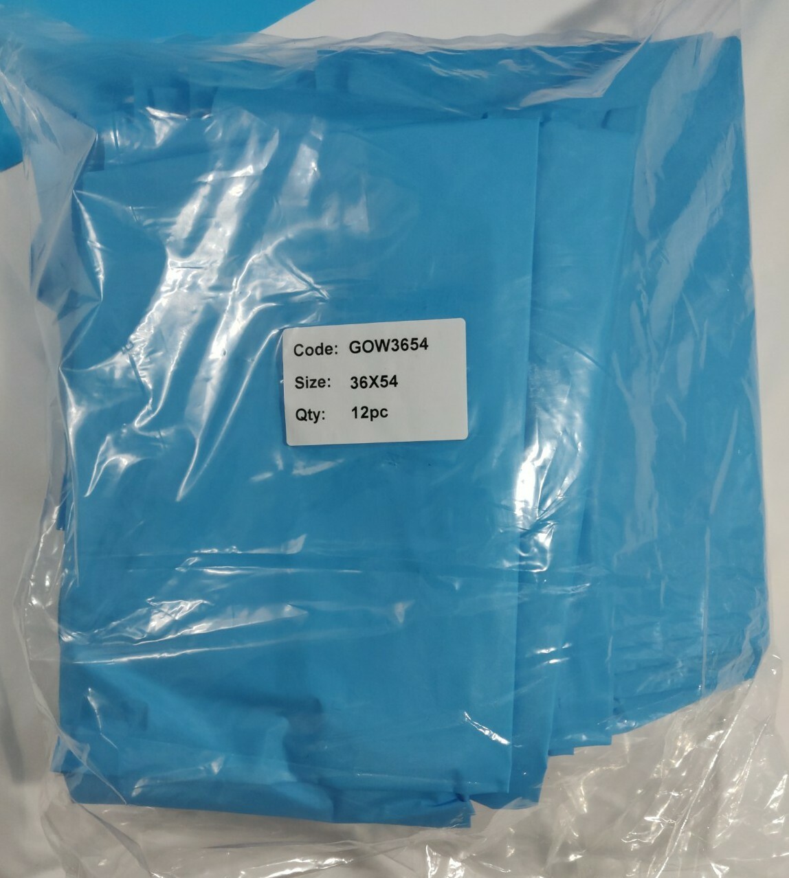 PURE BLUE Disposable Gowns Pack of 12 Elastic Cuff medical gowns Read ...