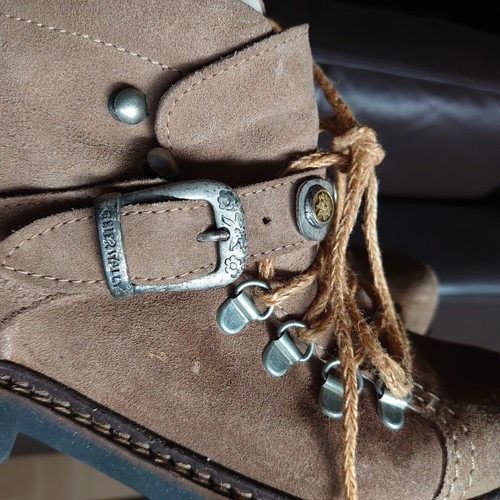 Trachtenschuhe Geier Wally Gr. 37 Wildleder: Wie neu - nur einmal ...