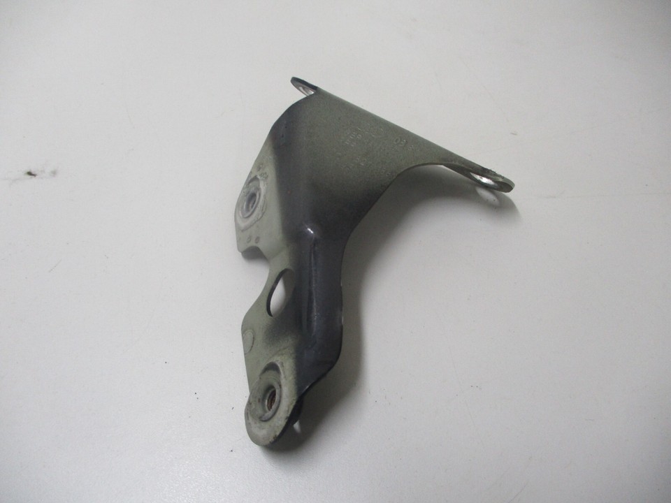 Audi Q7 4L Wing Fender Front Support Metal Bracket 4L0821136 OS Right ...