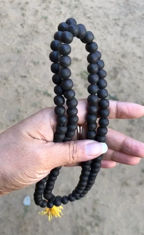 Original Ebony Wood 108+1 Beads 9-10 mm, Natural Karungali Malai Mala ...