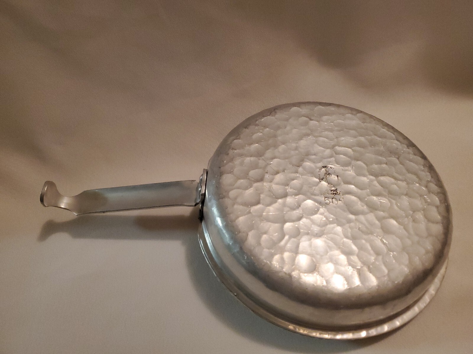 Silverlook Continental Hand Wrought Hammered Aluminum Silent Butler ...