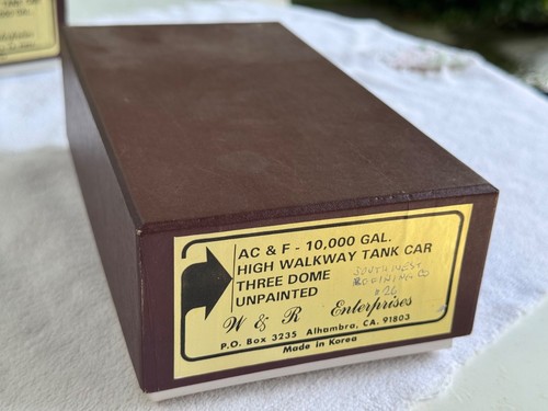 HO Scale W&R Brass ACF 10,000 gal. High Walkway Tank Car, Painted ...