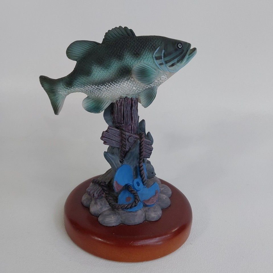 Lipco Large Mouth Bass Figurine On Wood Base With Bluegill | eBay UK