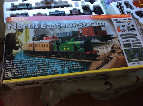 Hornby North Eastern Steam 2 train set radio controlled + extra wagons ...