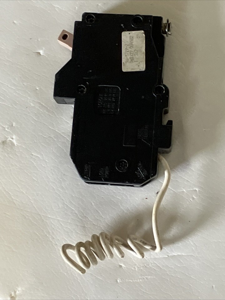 Cutler Hammer Eaton CH120GF 1P 20A 120V Circuit Breaker CH120GFCS White ...