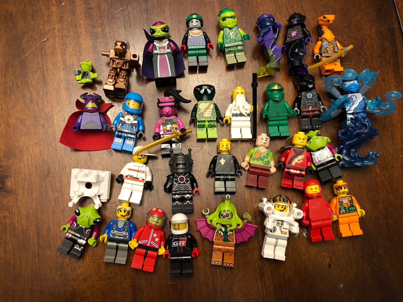 LEGO LOT OF CLASSIC SPACE ALIEN NINJAGO MINIFIGURES | eBay