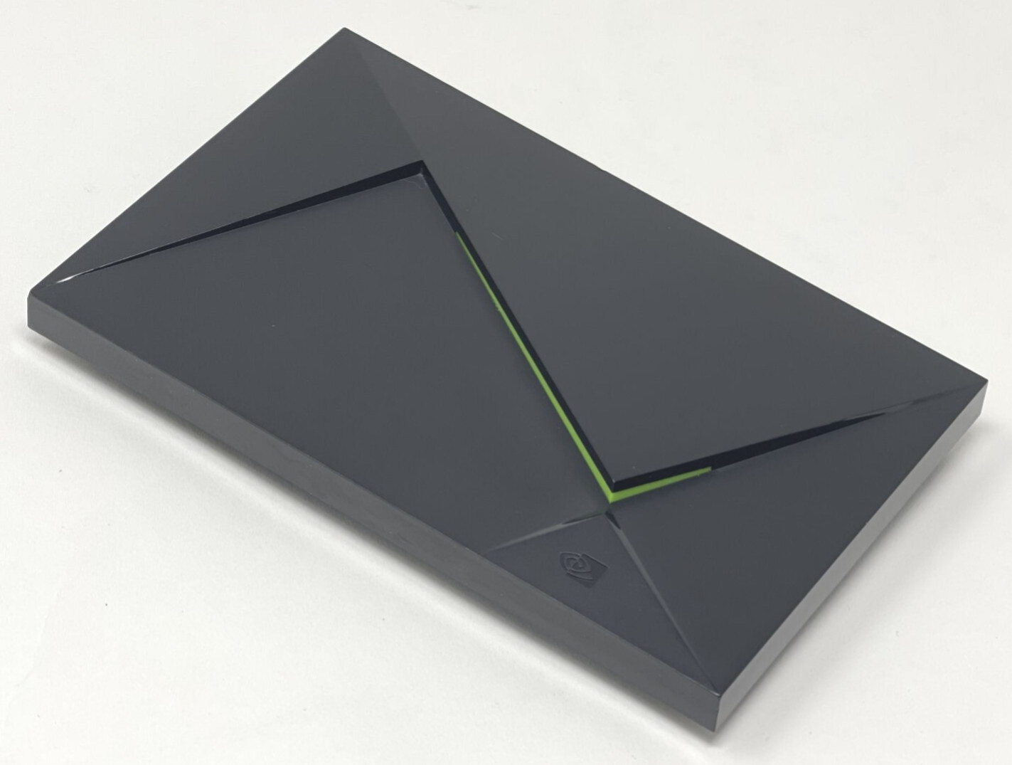 NVIDIA Shield TV P2897 (2017) 16GB 4K HDR Media Streamer - Black (945 ...