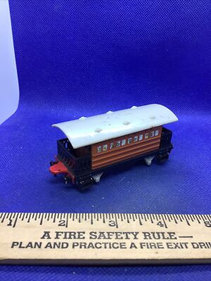 Ertl Henrietta Passenger Coach Thomas the Train Vintage Diecast Rare ...