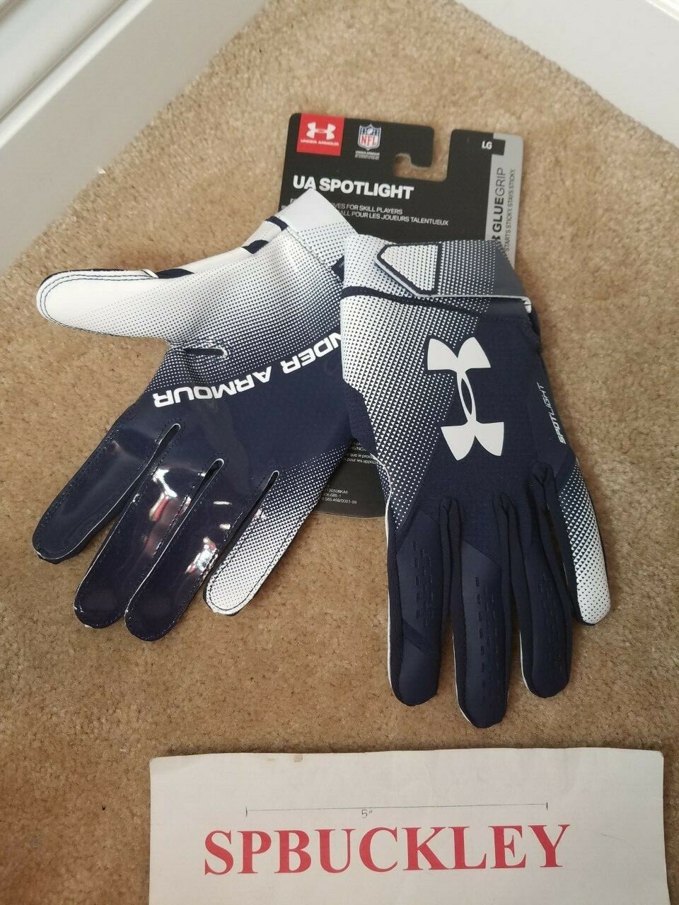 UA UNDER ARMOUR SPOTLIGHT ADULT RECEIVER FOOTBALL GLOVES, NWT, 1304698 ...