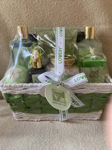 LOVERY Tea Tree Bath Set in Basket - Spa Luxury Aromatherapy Products ...
