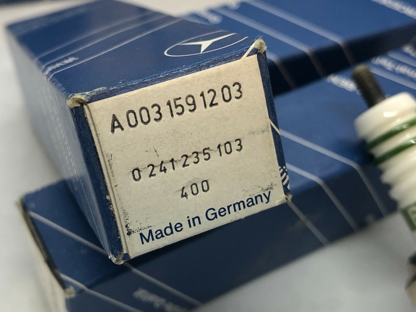 Mercedes Benz Bosch Box of 10 Spark Plugs Part # 0031591203 Genuine NOS ...