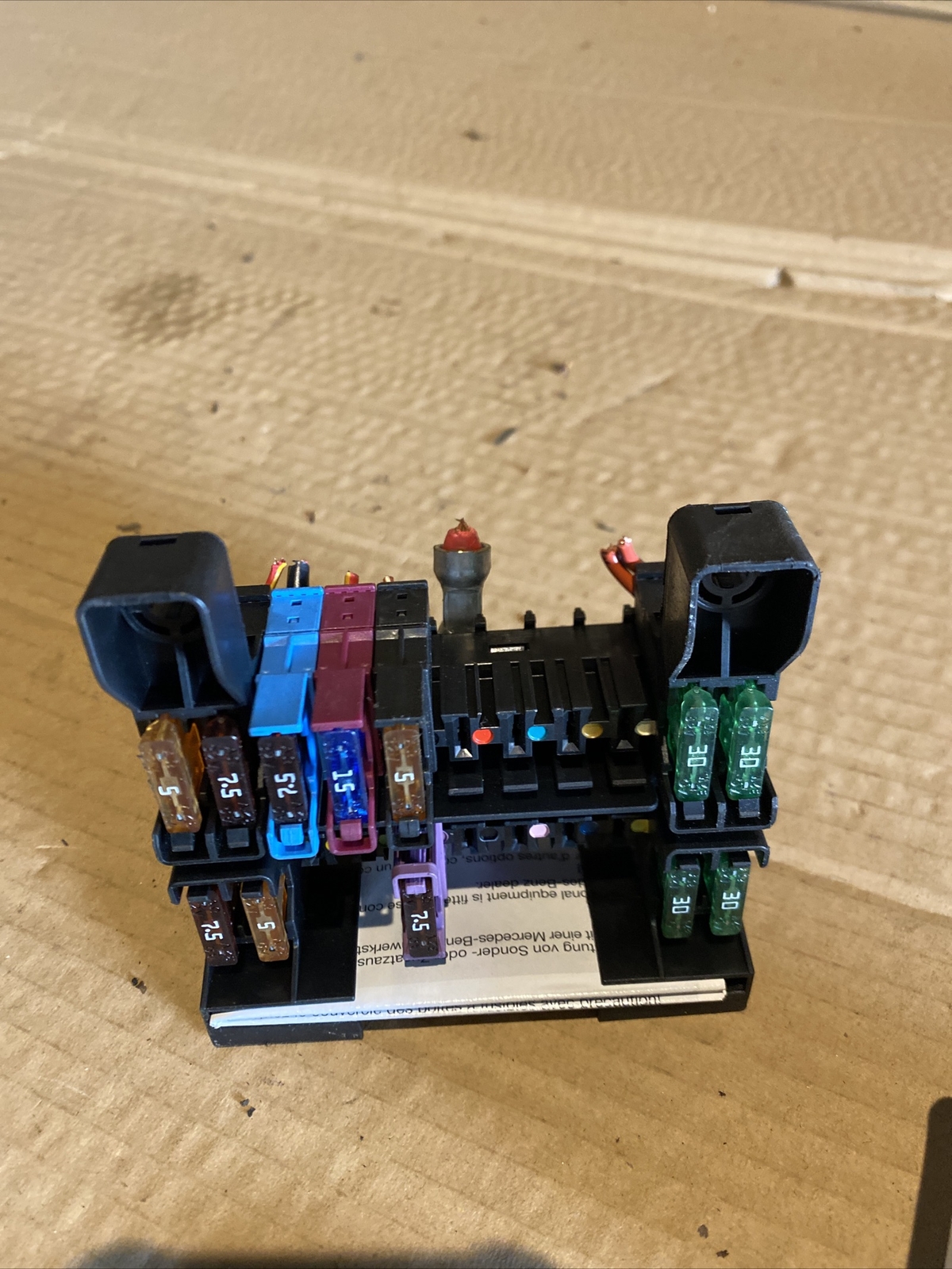 Mercedes-Benz E-Class E 320 CDI Diesel Fuse Relay Box Fusebox Unit ...