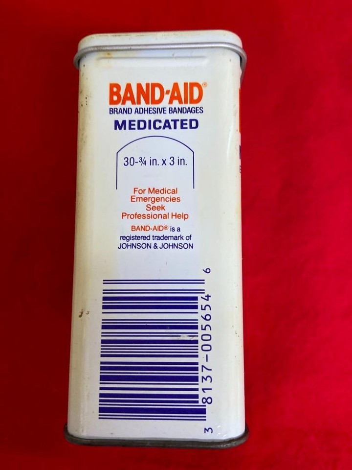 1989 Johnson & Johnson Advertising Metal Medicated Band-Aids 30 Ct Box ...