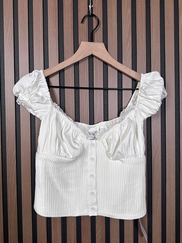 New With Jean Crop Top Small Womens White Ribbed Button Front Jersey ...