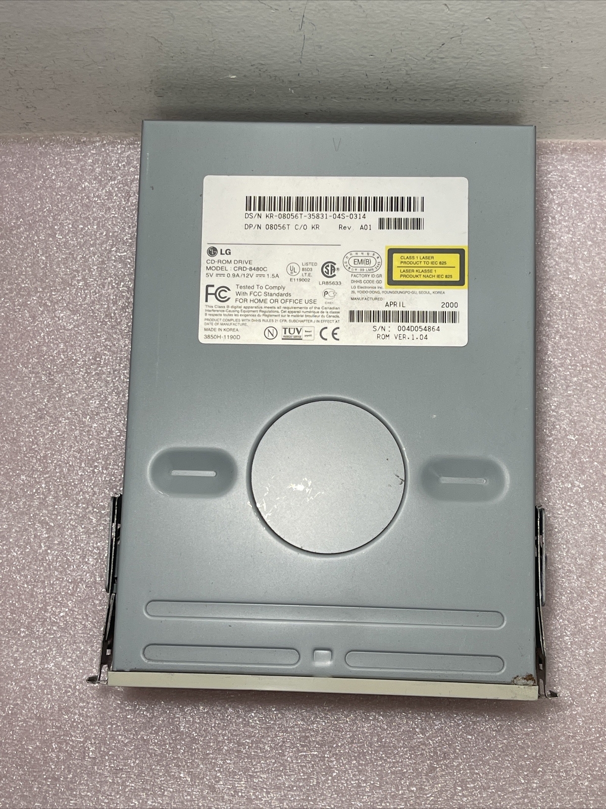 Vintage LG CRD-8480C Internal IDE CD-ROM Drive and 15636 Dell Bracket ...