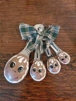USED DECORATIVE HAND PAINTED GINGERBREAD FACE MEASURING SPOONS FOR ...