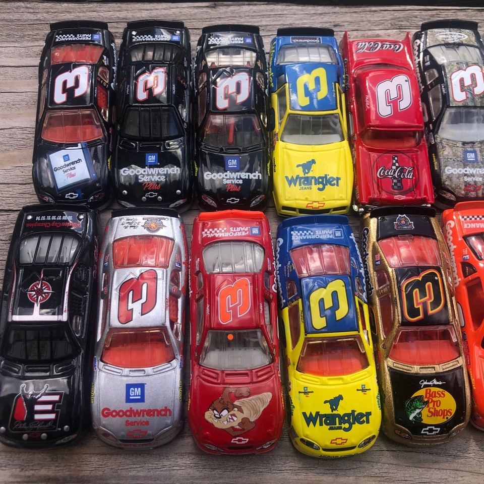Large Lot Of 24 Loose 1:64 Scale NASCAR DieCast Dale Earnhardt GM ...