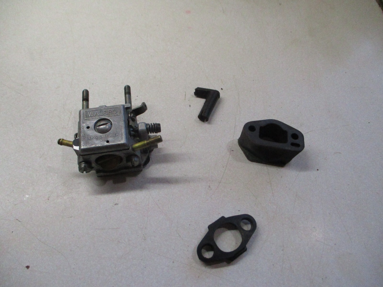 OEM Stihl 015 Chainsaw Carburetor, Choke Lever & Intake for Parts or ...