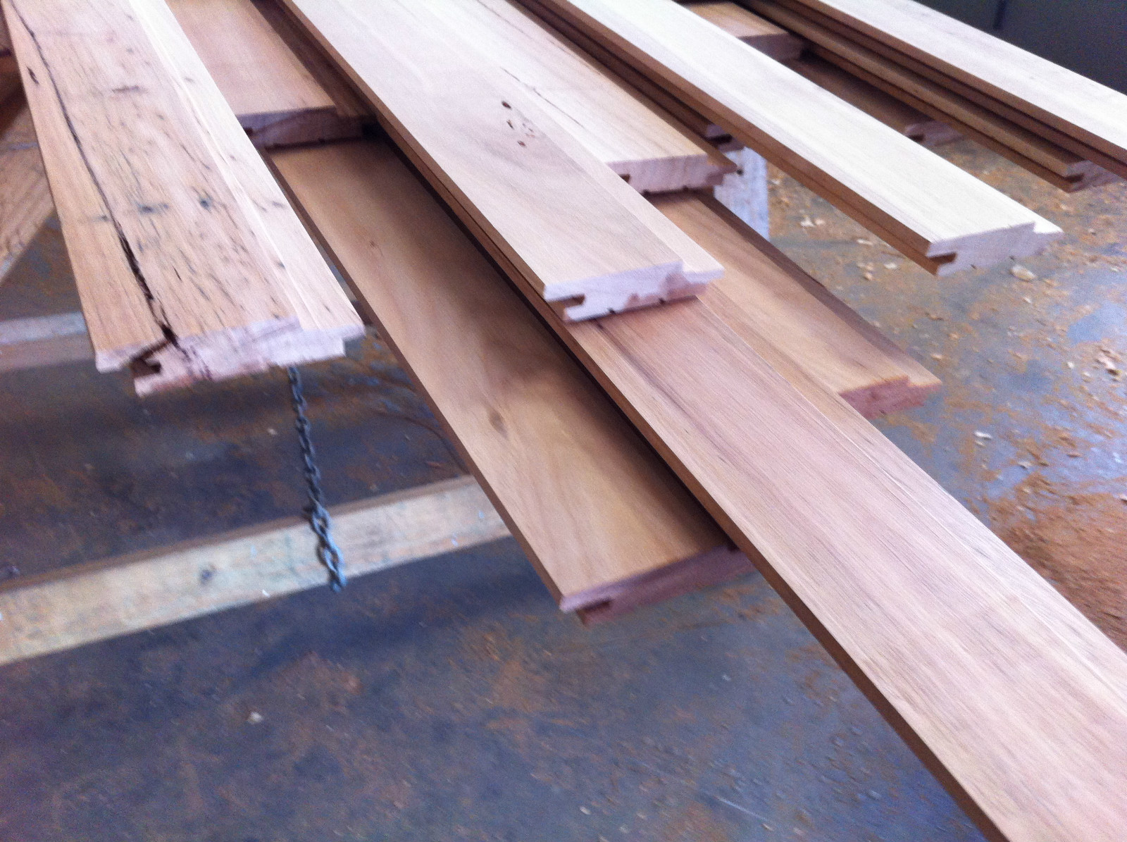 Australian hardwood weatherboards bushfire-rated real timber boards ...