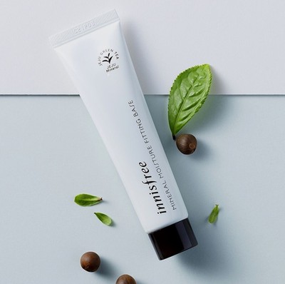 [innisfree] Mineral Moisture Fitting Base / 40ml+ Gift Sample ...