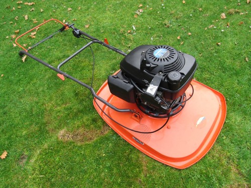 A GOOD WORKING FLYMO LAWN MOWER WITH HONDA GCV160 5.5 4 STROKE ENGINE ...