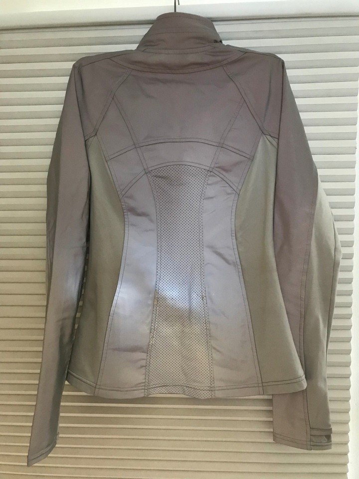 Athleta Reflective Running Start Jacket - SILVER/GREY SIZE XS #138650 ...