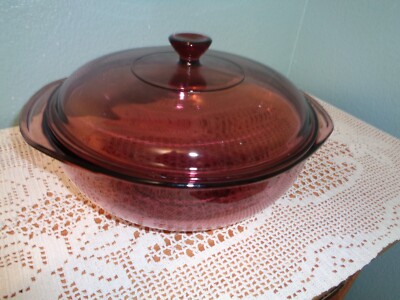 PYREX CORNING VISION WARE CRANBERRY CASSEROLE 8 5/8" WITH PRYEX LID 624 ...