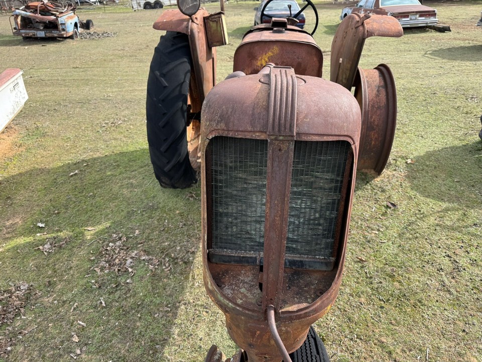 🟢🟢 Antique OLIVER 70 Row Crop Tractor - Yard Art / Parts / Restore | eBay
