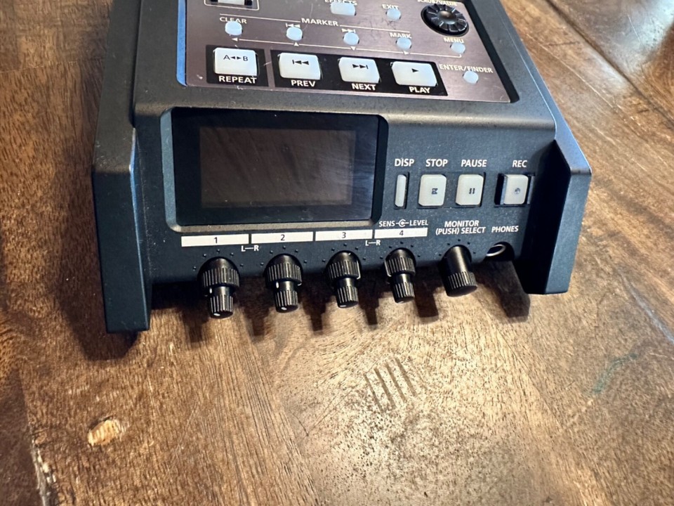 Roland R-44 4 Channel Portable Audio Recorder Field Recorder G230 | eBay