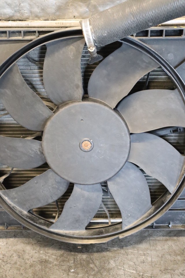2016 Dodge Challenger Hellcat 6.2L OEM Radiator Intercooler Fan Assy ...