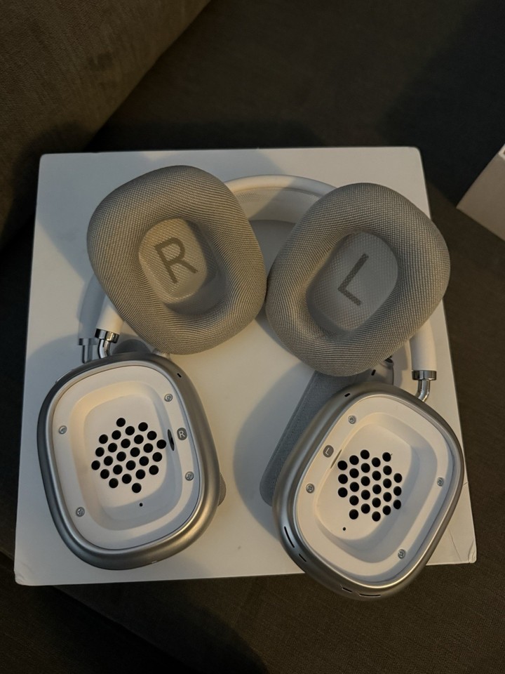 Apple AirPod Max|White/Silver Headphones Brand| New In Box |With ...