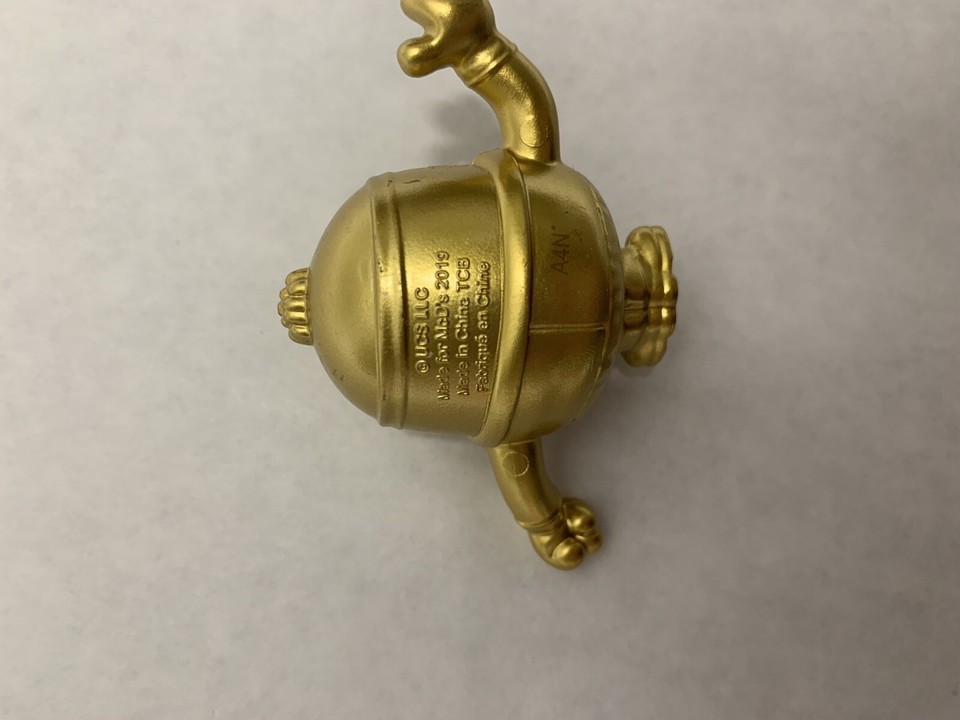 2020 Minions The Rise of Gru McDonald's Gold Minion Golden Happy Meal ...