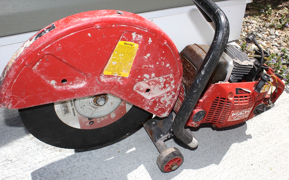 Hilti DS-HS64-14” Concrete Cut-off Saw, Gas Powered Cutoff Cutter Tool ...