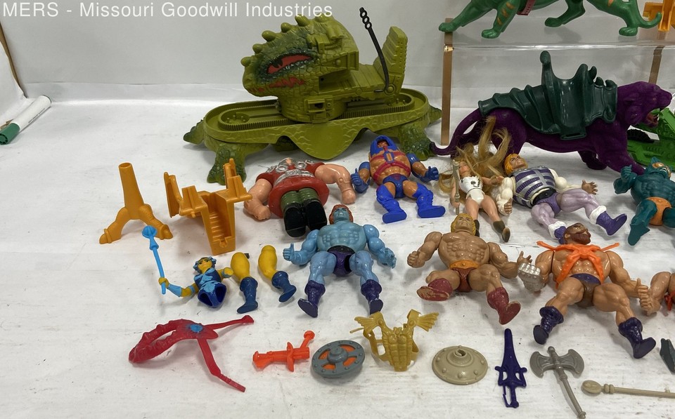 Vintage Masters of the Universe (MOTU) Action Figures and Vehicles | eBay