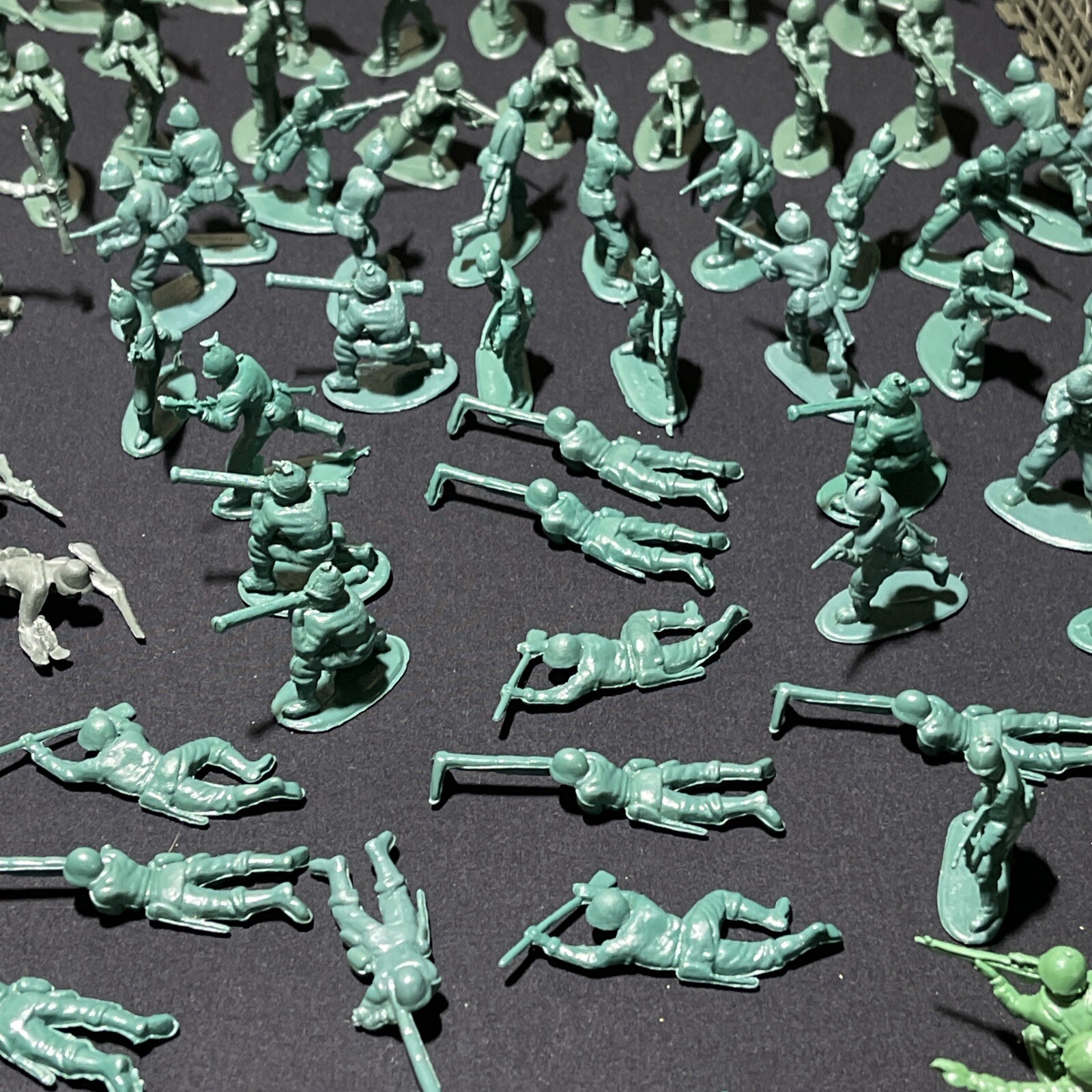 Vintage Ww2 And Ww1 Army Soldiers In Green Color With Accessories Lot ...