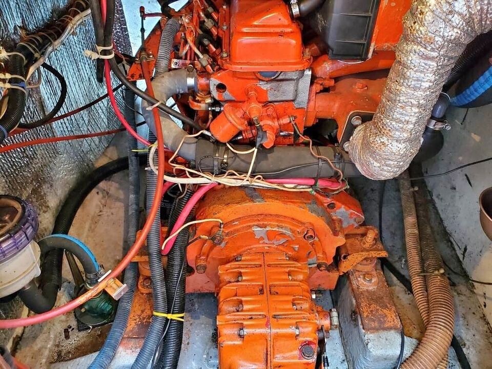 Volkswagen Pathfinder 50 , Marine Diesel Engine 50 HP ZF HURTH GEARBOX ...