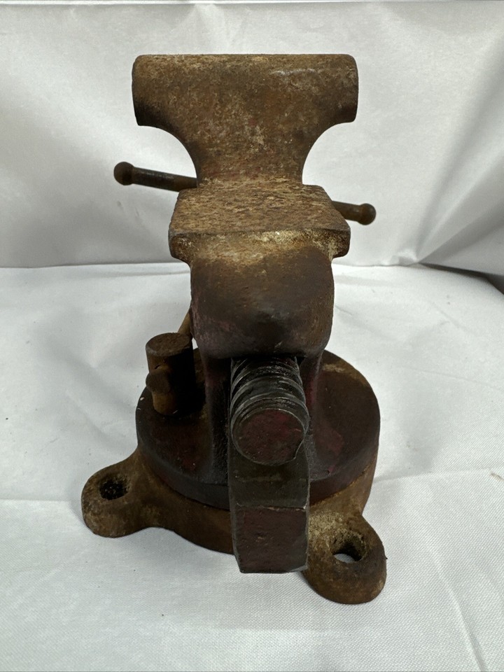 Vintage Columbian Red Arrow 63 1/2 Bench Vise | eBay