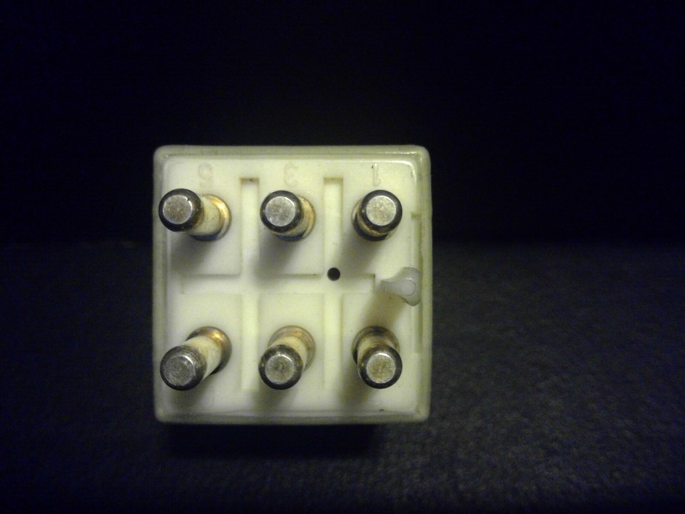 Mercedes W124 W126 W201 R129 Genuine OEM Relay 40 A 0015427819 | eBay