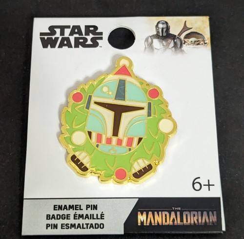 Disney Star Wars the Mandalorian Mando Christmas holiday wreath Pin ...