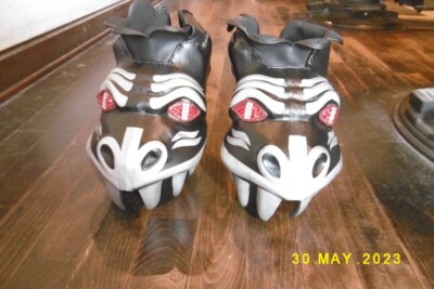Super rare! KISS LOVE GUN Boots Exhibit Gene Simmons Licensed Product ...